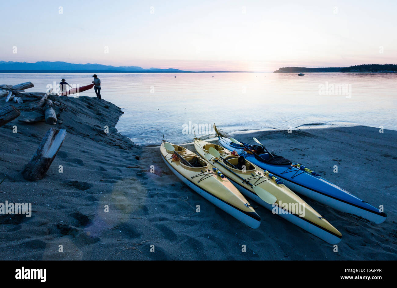 Male sea boats hi-res stock photography and images - Alamy