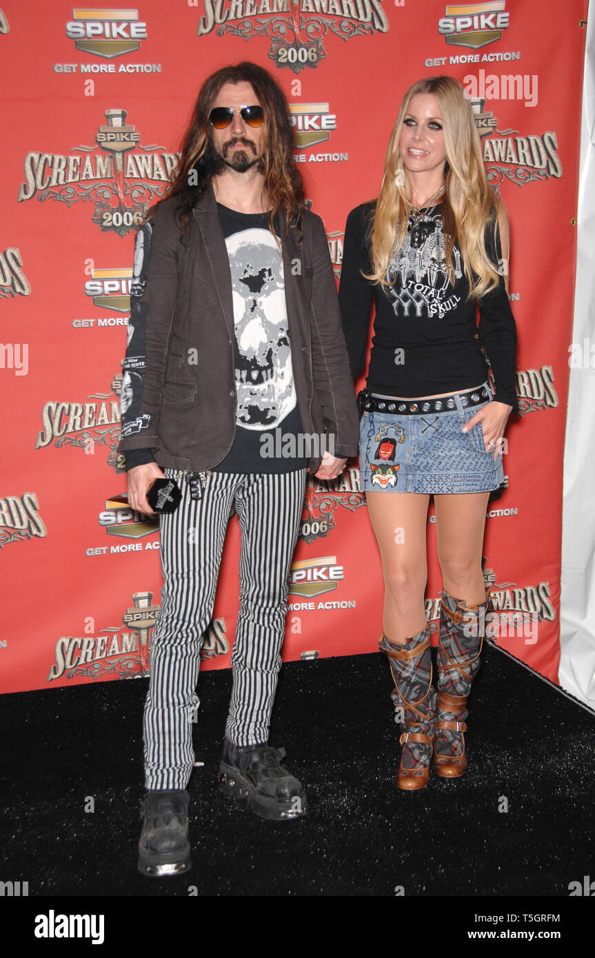 LOS ANGELES, CA. October 08, 2006: ROB ZOMBIE & wife SHERI MOON ZOMBIE ...