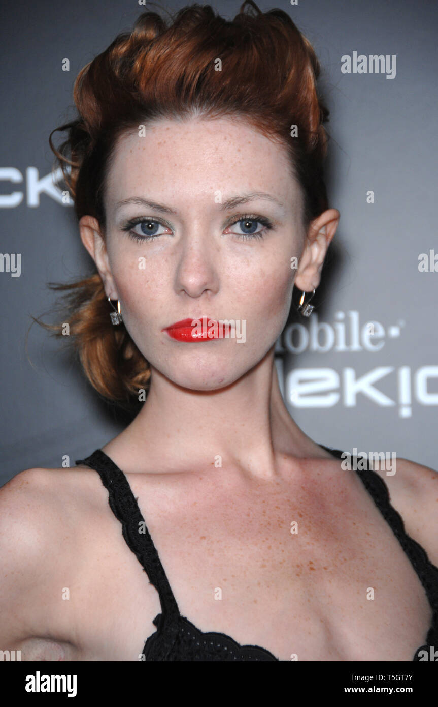 LOS ANGELES, CA. October 13, 2006: AMANDA FIELDS, model on Project ...