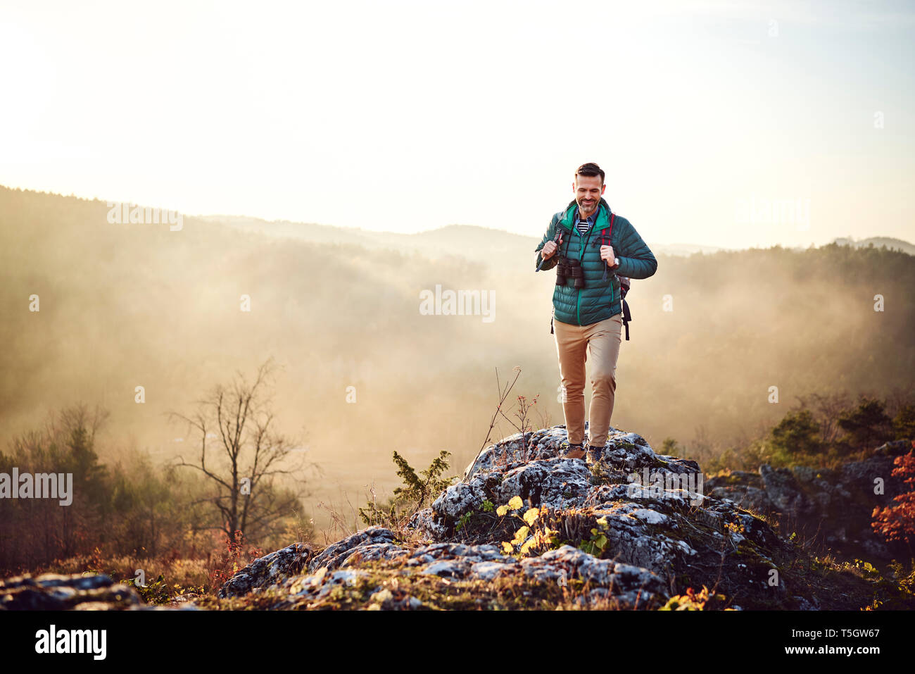 Hiking in rocks hi-res stock photography and images - Alamy
