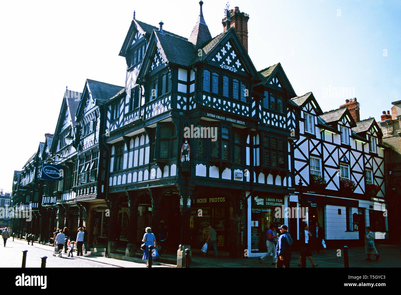 The rows chester hi-res stock photography and images - Alamy
