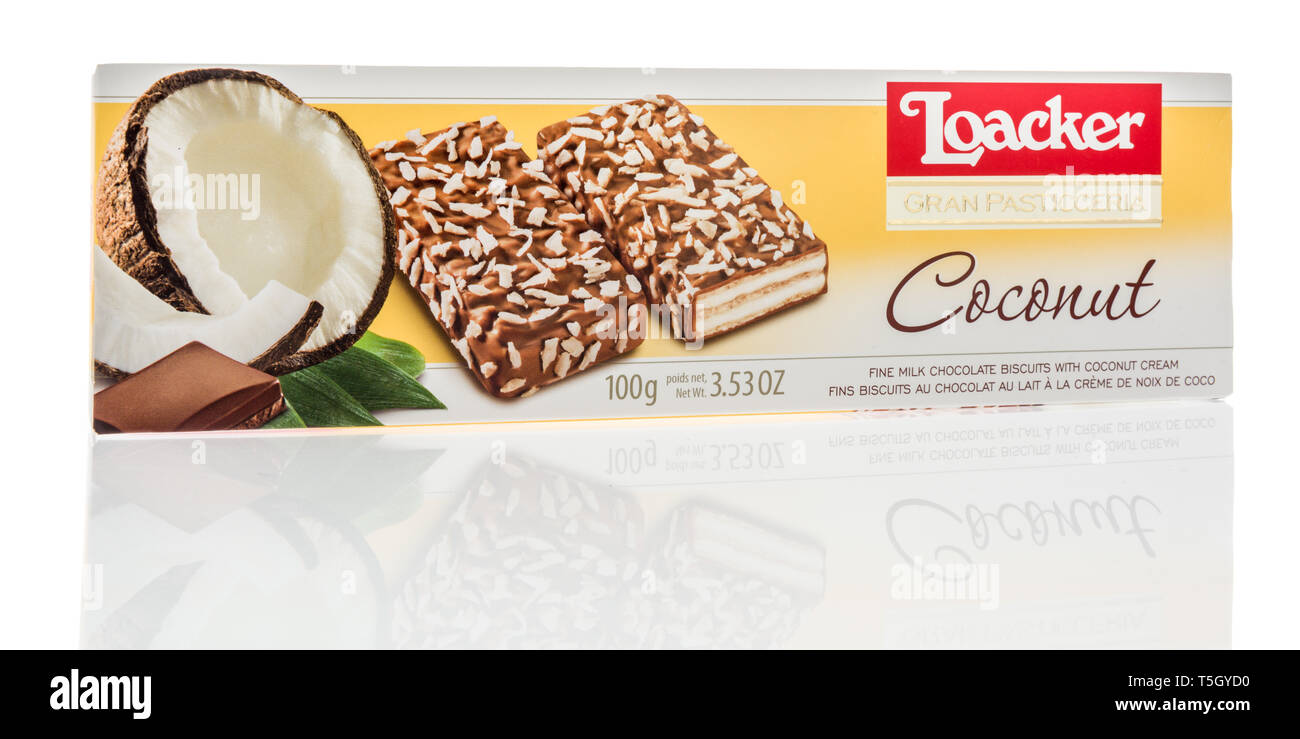 Winneconne, WI - 19 April 2019: A package of Loacker Gran Pasticceria ...