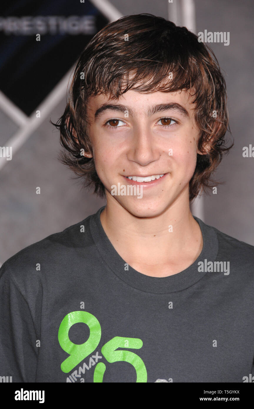 Vincent Martella Biography Age Family Movies Tv Shows