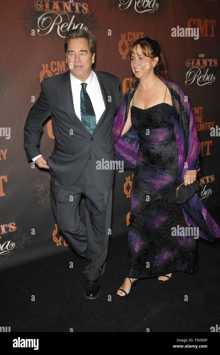 Wendy treece bridges and beau bridges hi-res stock photography and ...