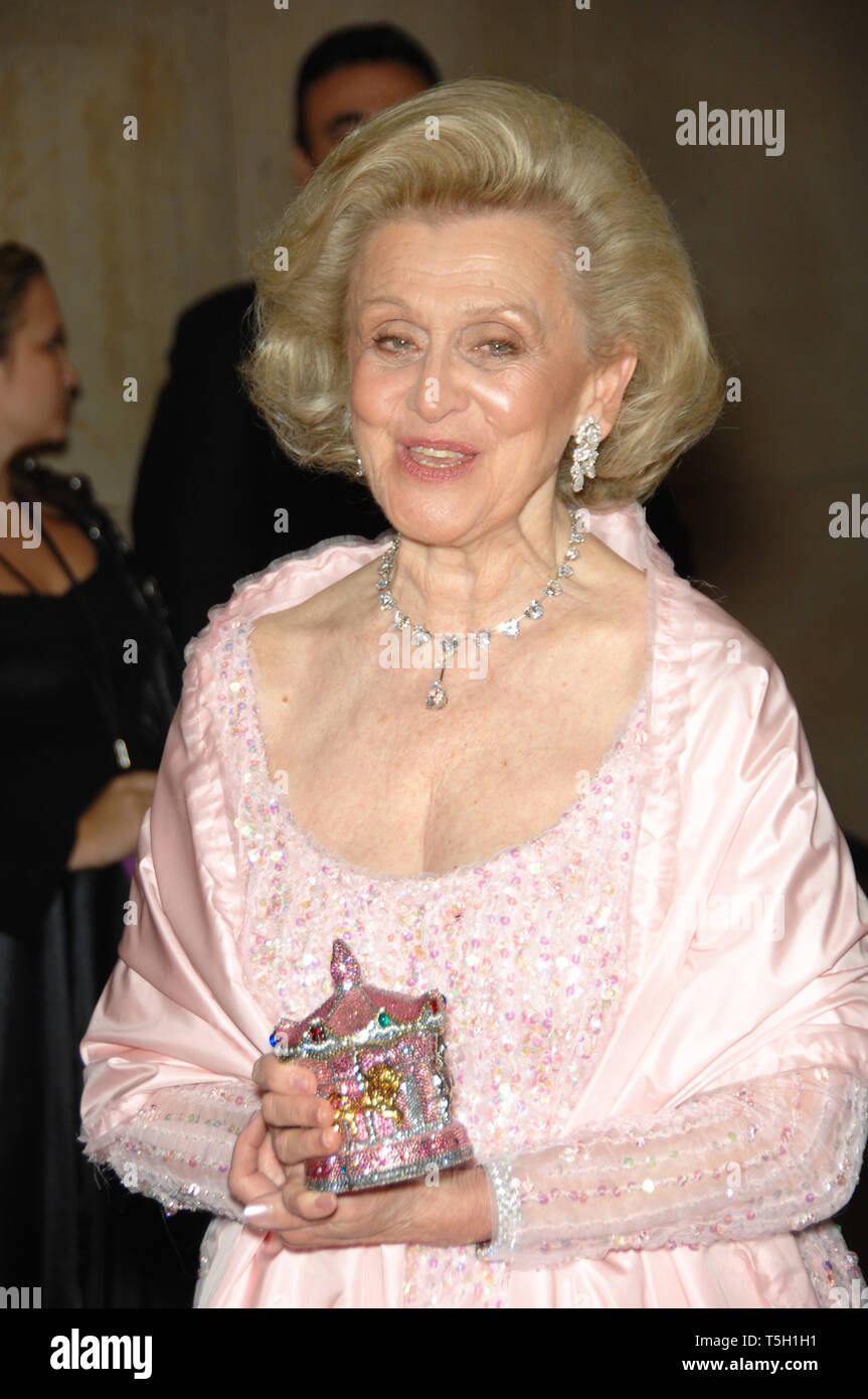 LOS ANGELES, CA. October 28, 2006: BARBARA DAVIS at the 17th Carousel ...