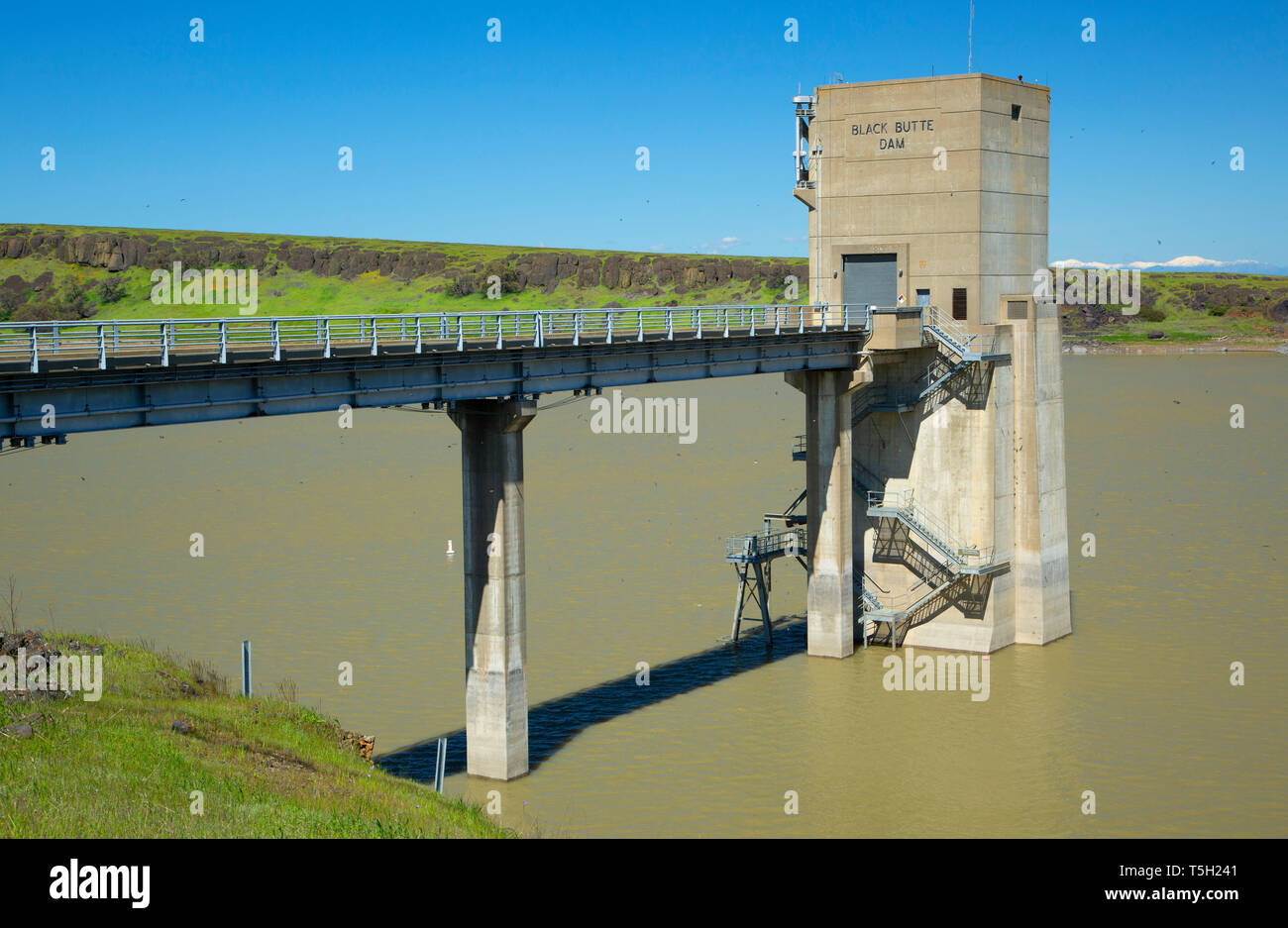 Black butte dam hi-res stock photography and images - Alamy
