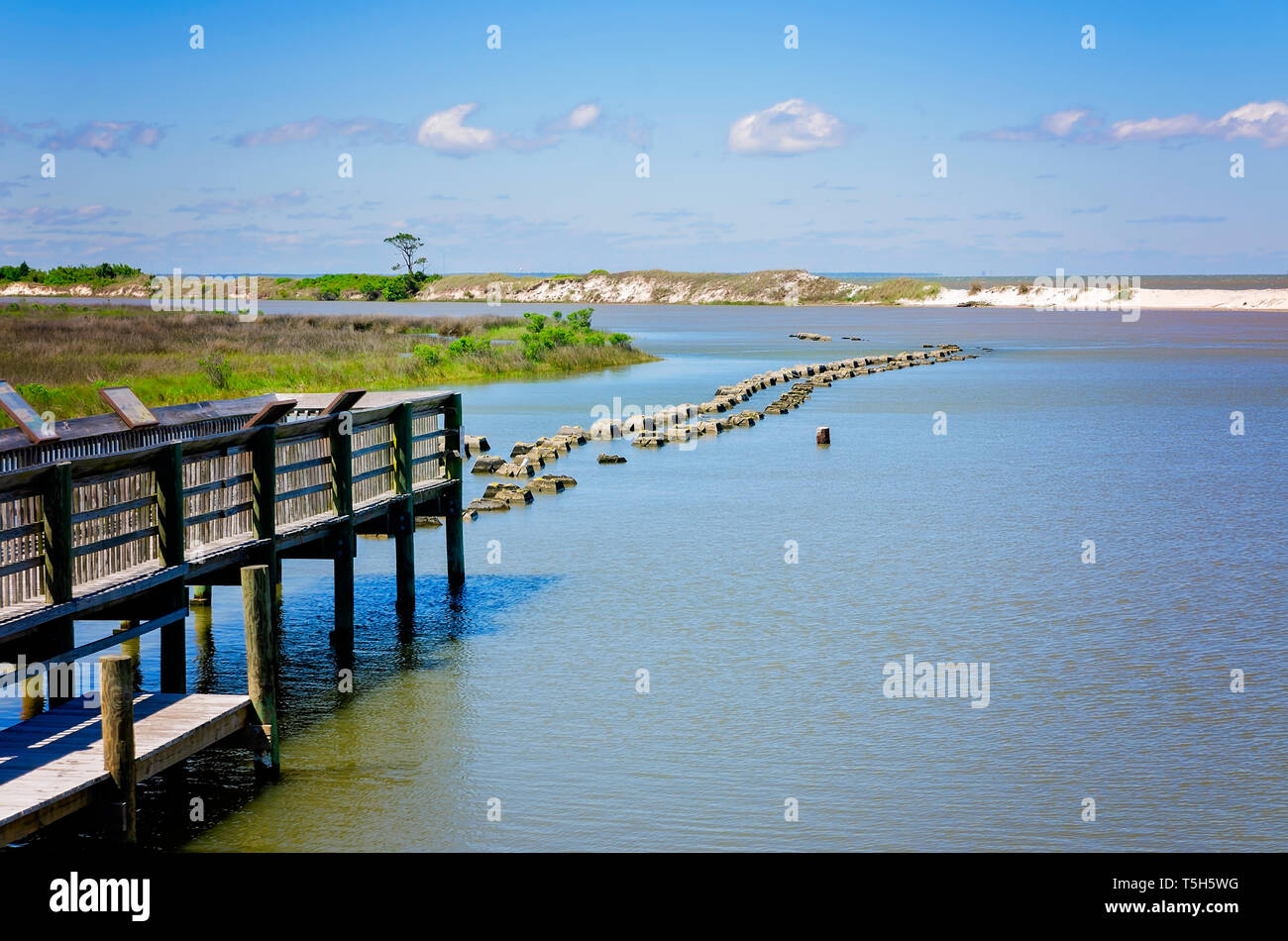 Mash berm hi-res stock photography and images - Alamy