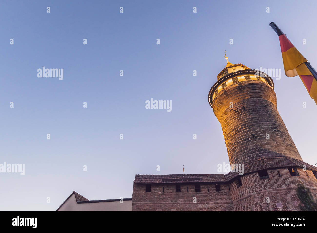 Germany, Nuremberg, Nuremberg Castle, Sinwell Tower and German flag at ...