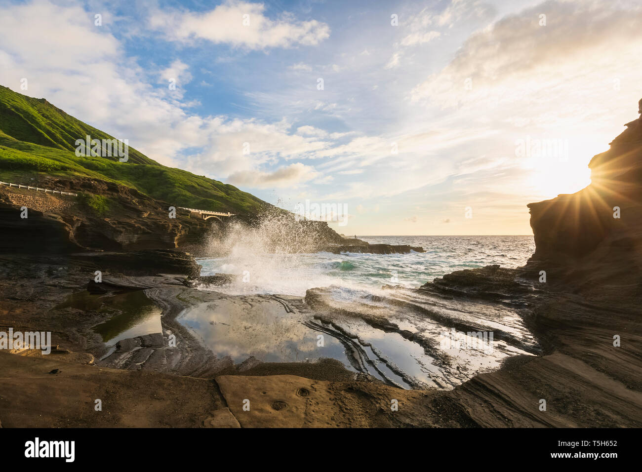 Coco crater sunrise hi-res stock photography and images - Alamy
