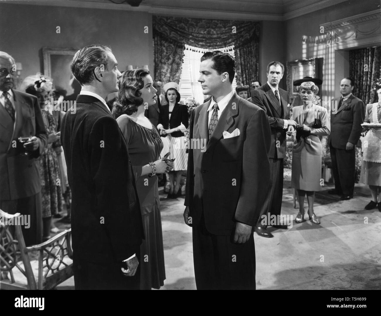 Laura (1944) clifton webb hi-res stock photography and images - Alamy