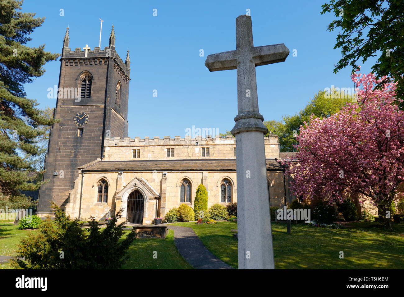 Swillington war memorial hi-res stock photography and images - Alamy