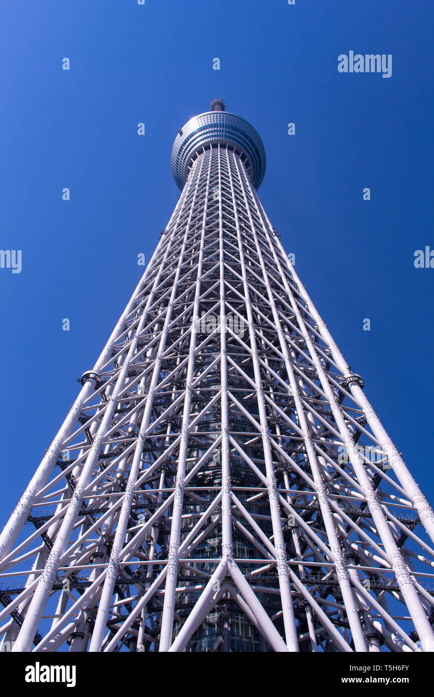 Tokyo skytree tall tower hi-res stock photography and images - Alamy