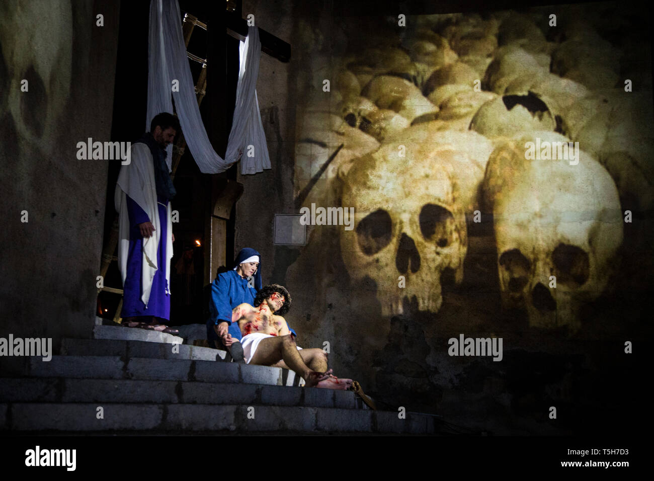 Crucifixion during holy week hi-res stock photography and images - Alamy