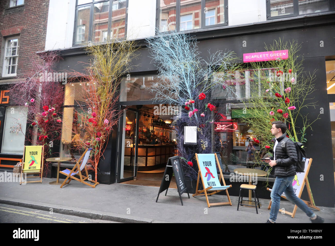 Scarlett Green Bar, London, England, UK Stock Photo - Alamy