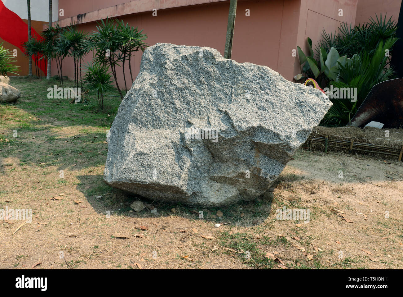 Granite Stone, Fragment of granite on ground High resolution image ...