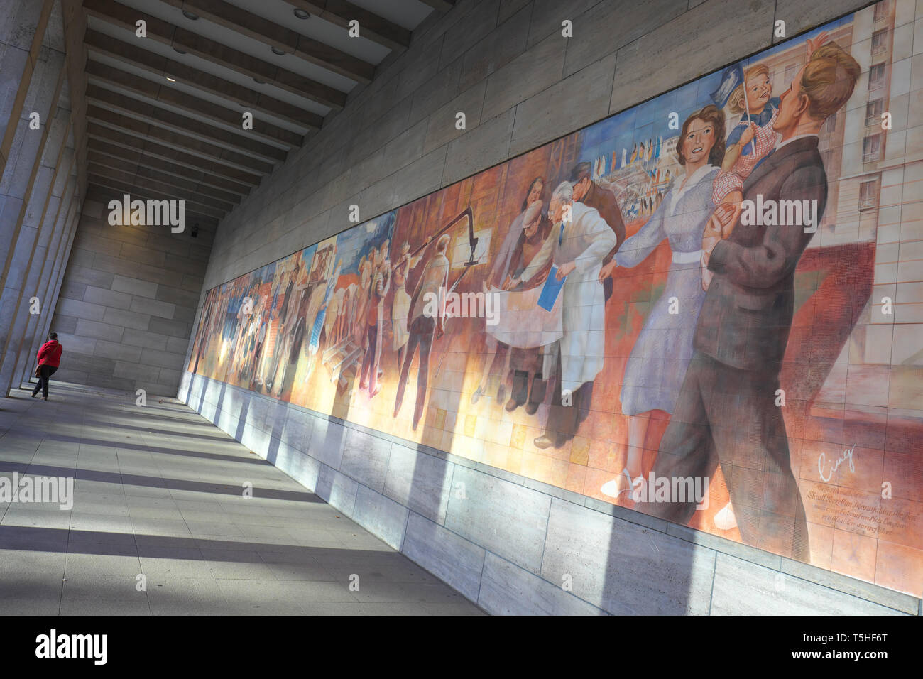Socialist mural in berlin germany hi-res stock photography and images ...