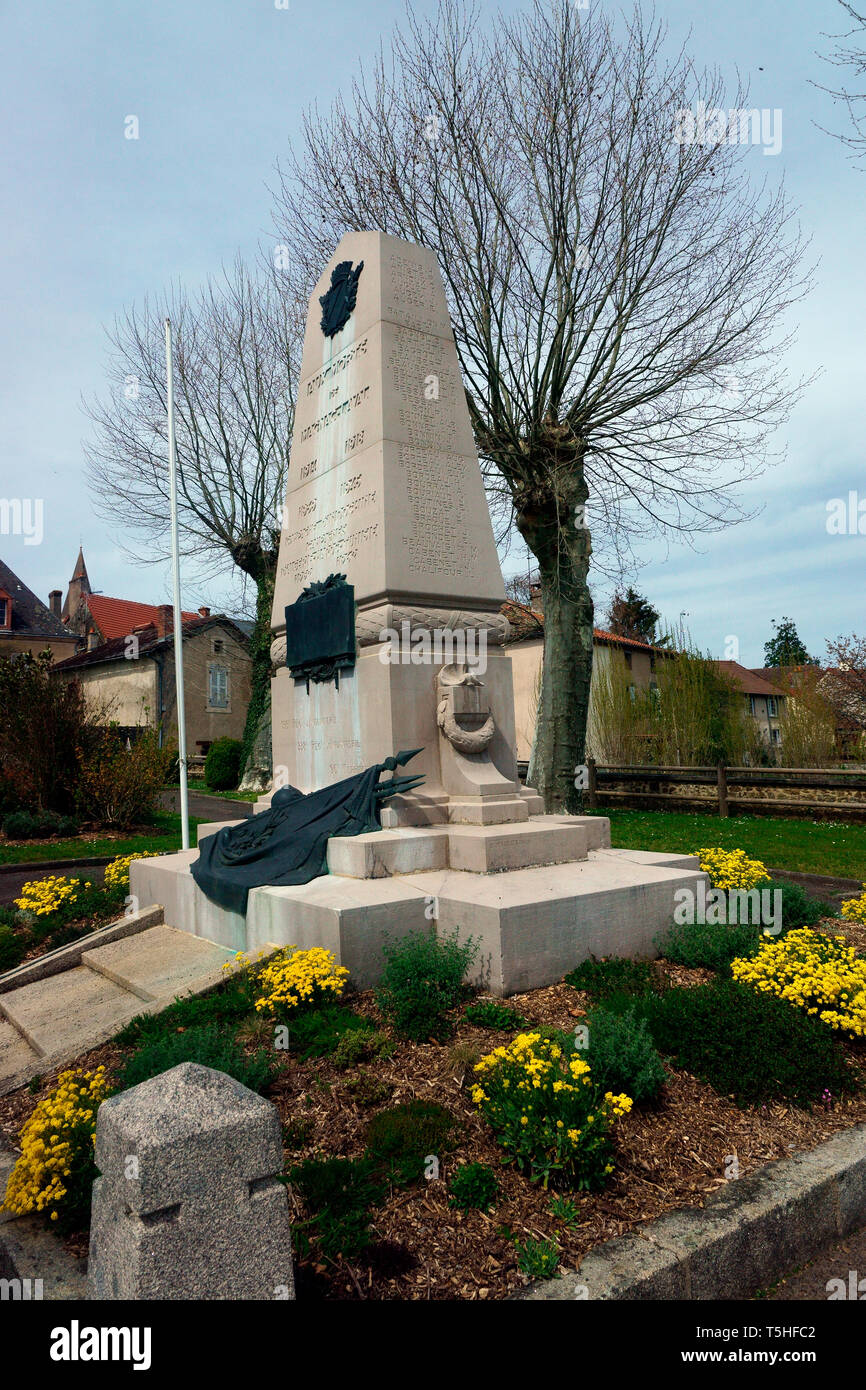 WAR MEMORIAL MAGNAC LAVAL Stock Photo - Alamy