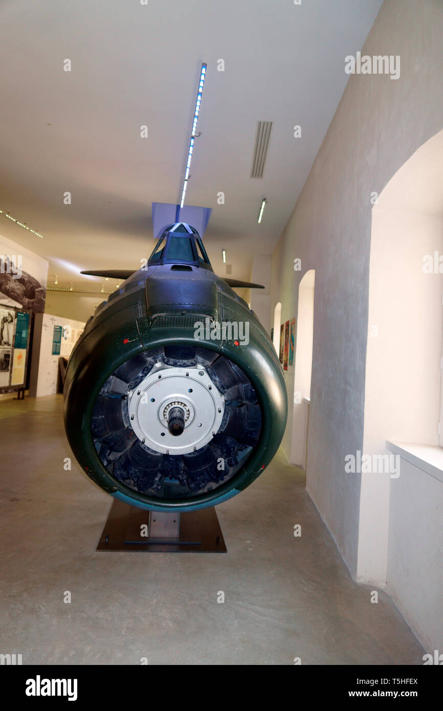 Italian plane wwii hi-res stock photography and images - Alamy