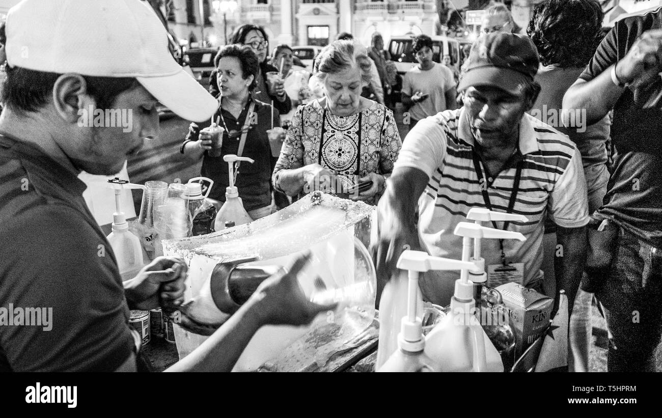 Shaved Iced (Raspado) Vendors in Cathedral Square, Panama City Stock ...