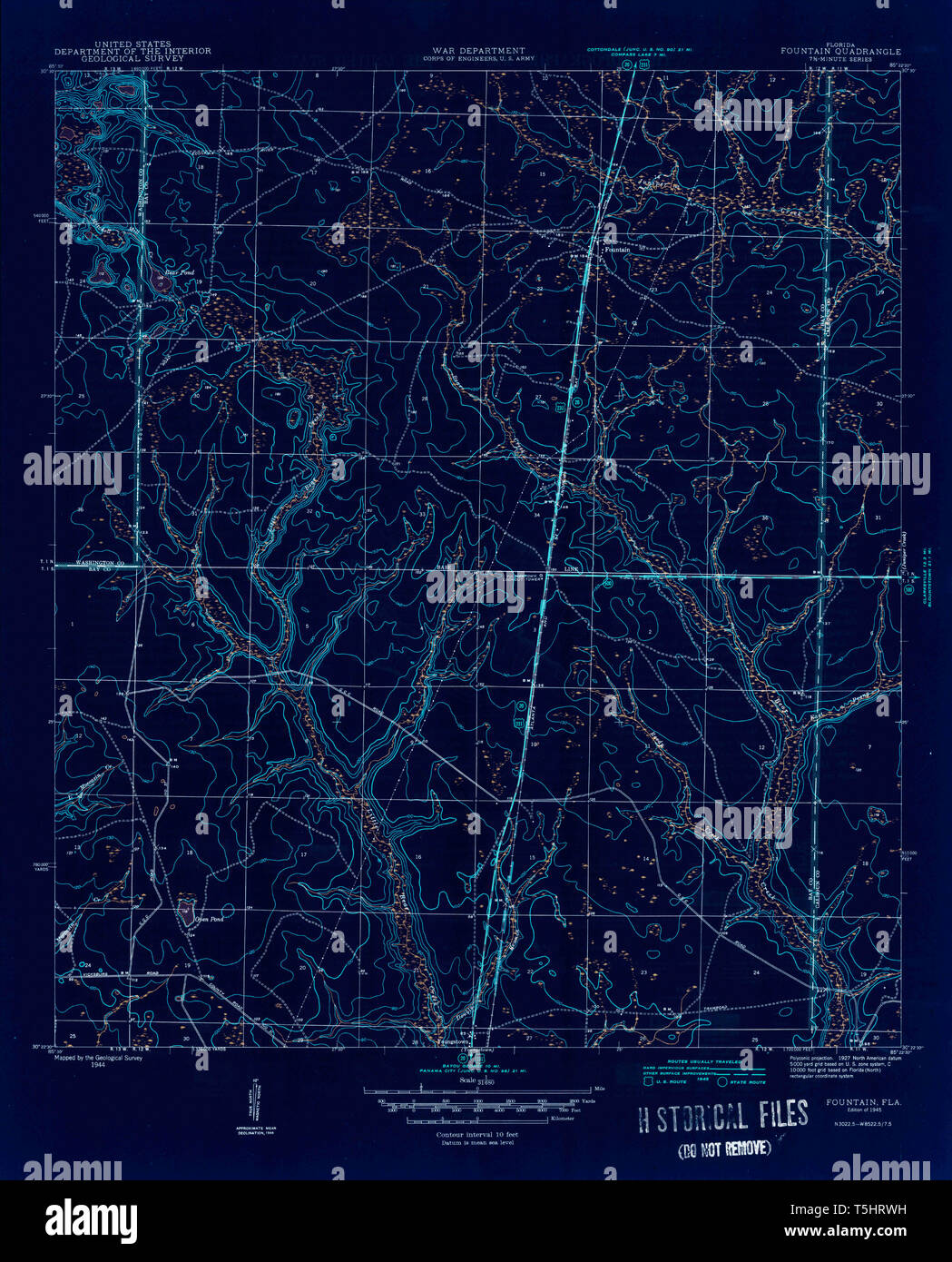 Inverted fountain hi-res stock photography and images - Alamy