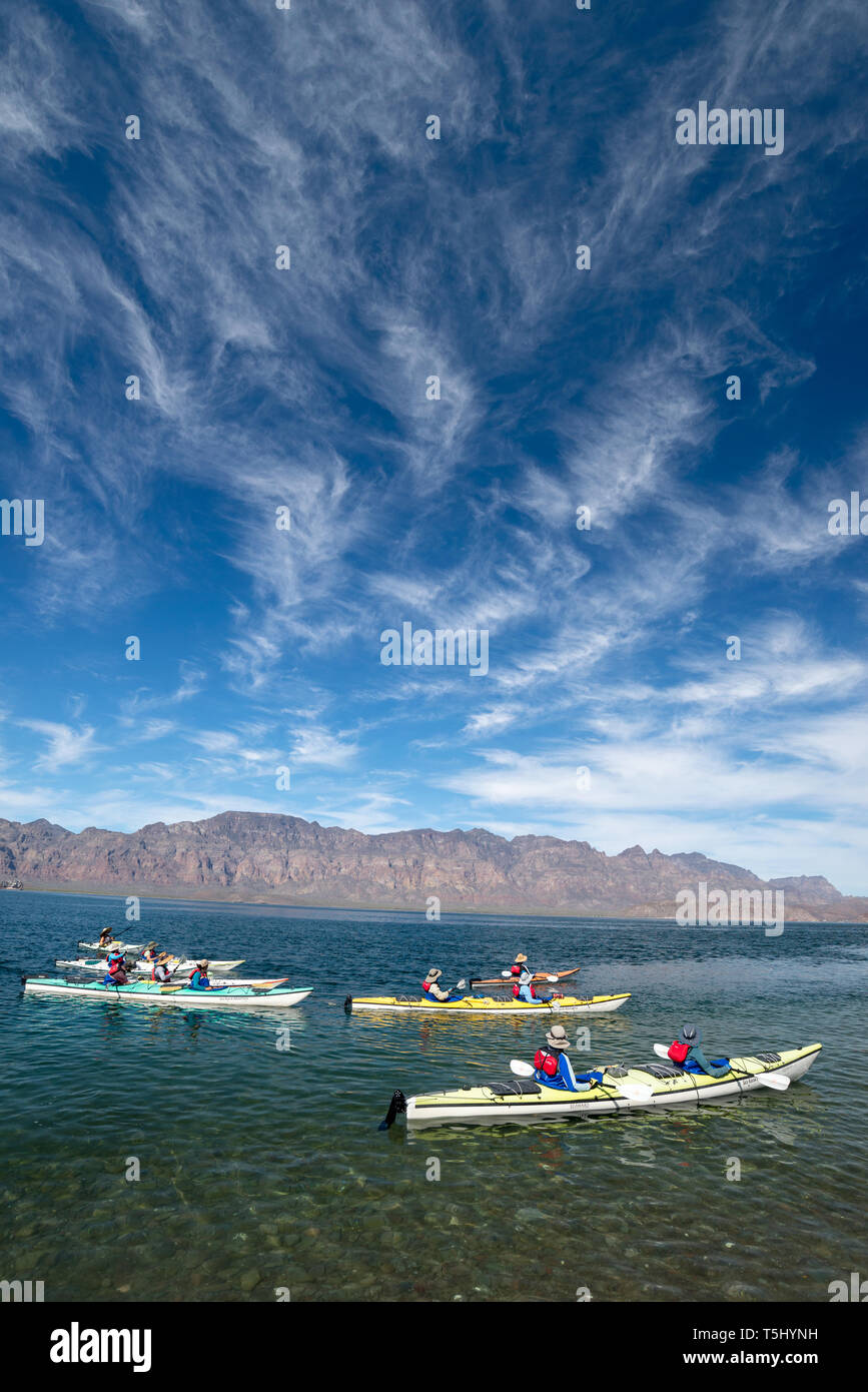 Kayaks loreto bay hi-res stock photography and images - Alamy