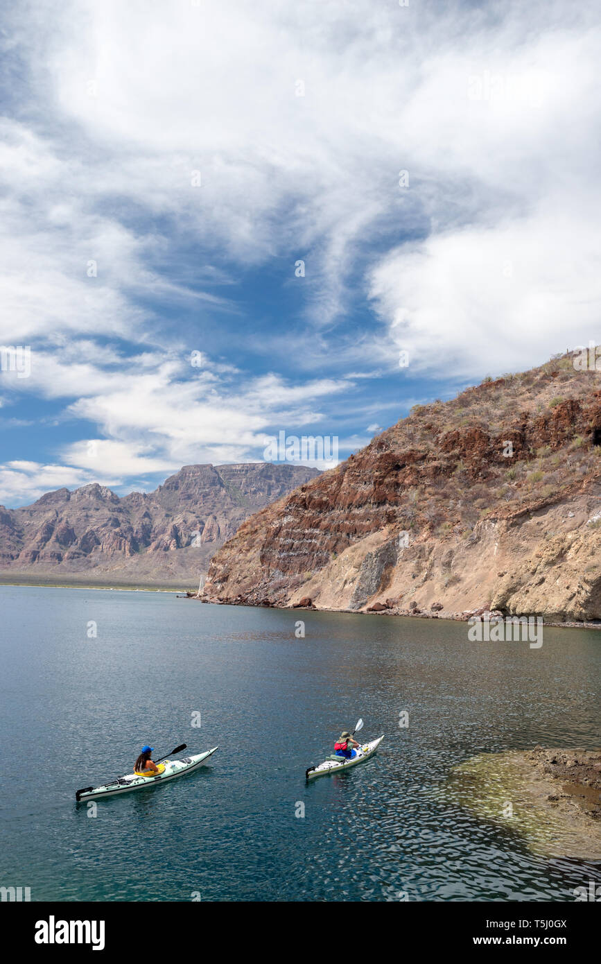Kayaks loreto bay hi-res stock photography and images - Alamy