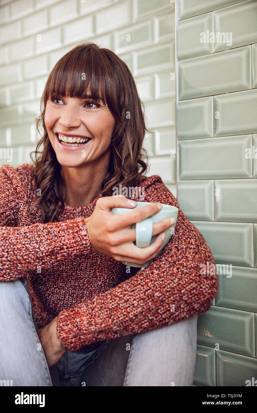 Drinking tea woman hi-res stock photography and images - Alamy