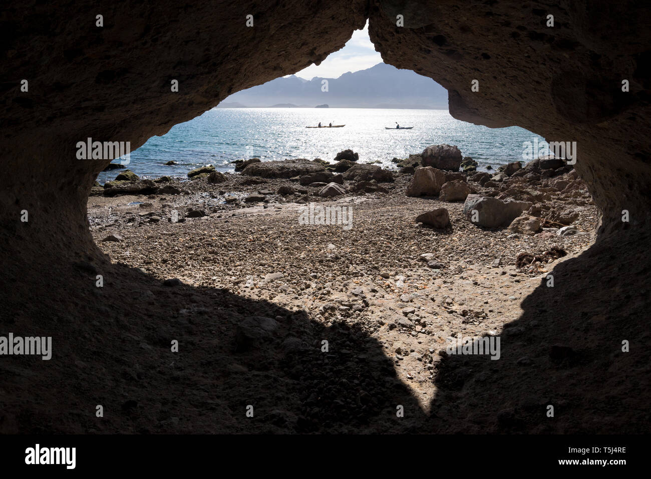 Kayaks loreto bay hi-res stock photography and images - Alamy