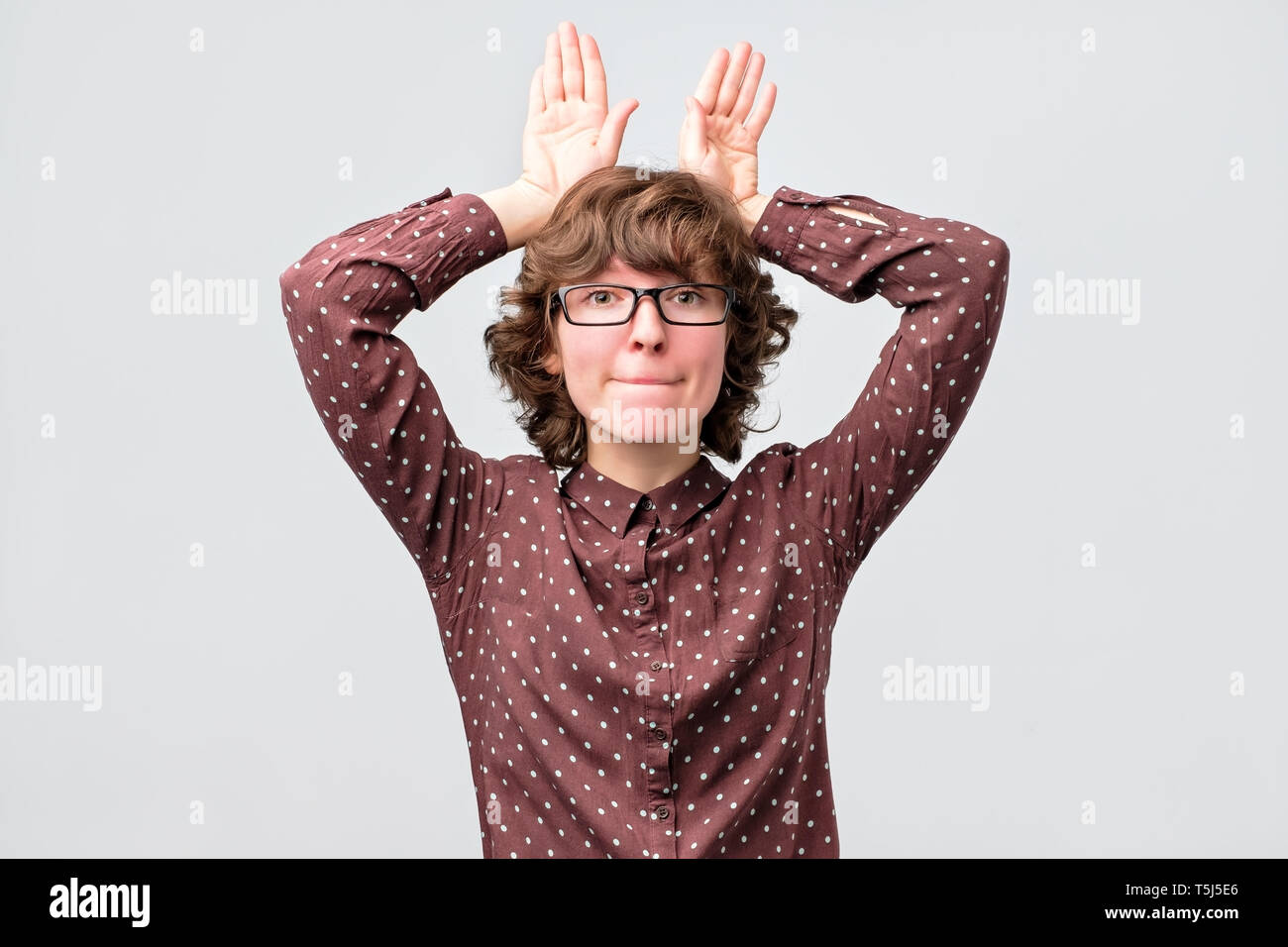 Bunny ears hand gesture hi-res stock photography and images - Alamy