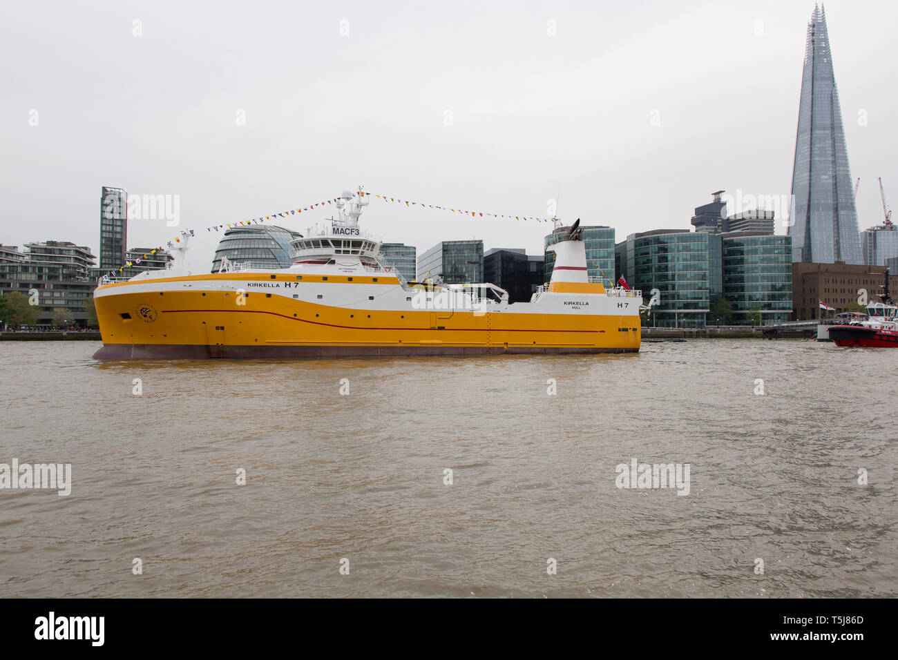 Kirkella , state of the art fishing Trawler passing through Tower ...