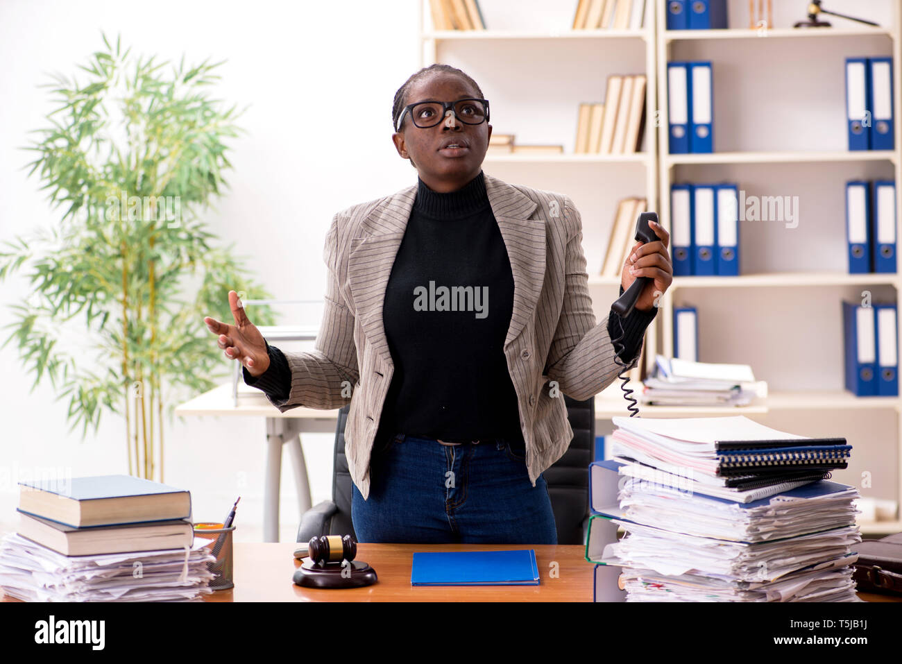 Black female lawyer in courthouse Stock Photo - Alamy