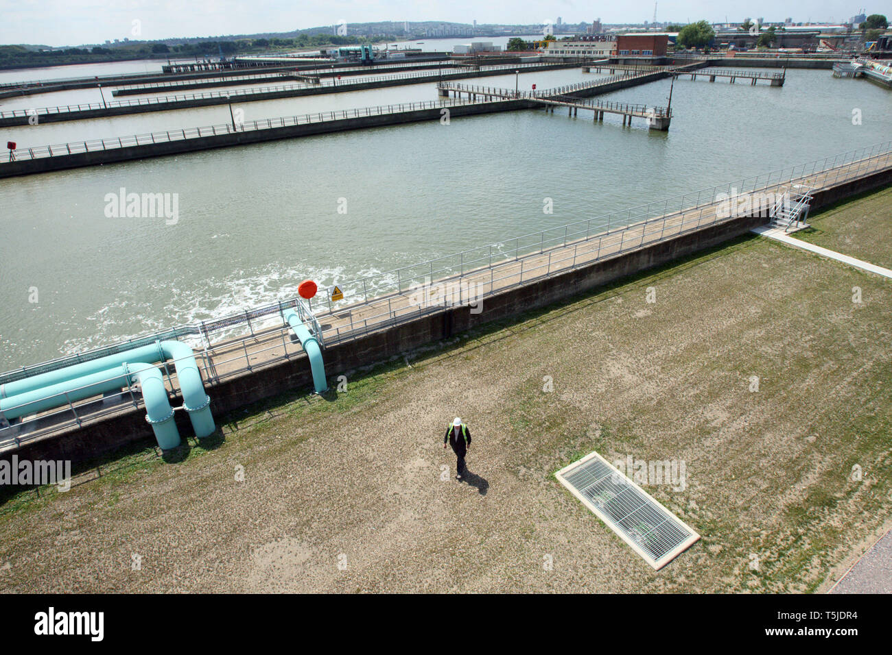 Thames water desalination plant hi-res stock photography and images - Alamy