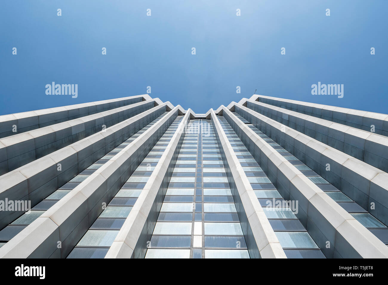 Israel diamond exchange district hi-res stock photography and images ...