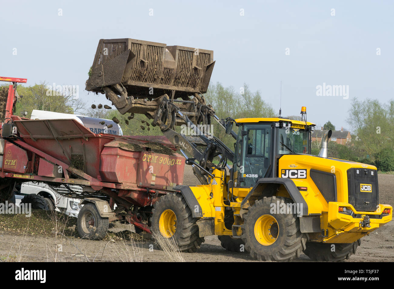 Loading hopper hi-res stock photography and images - Alamy
