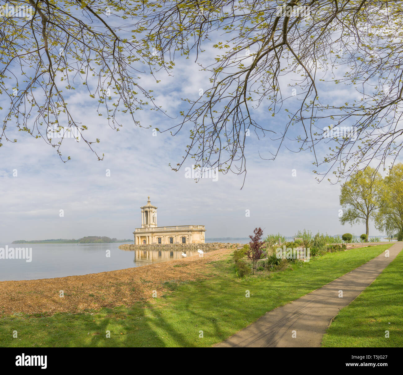 Underwater church hi-res stock photography and images - Alamy