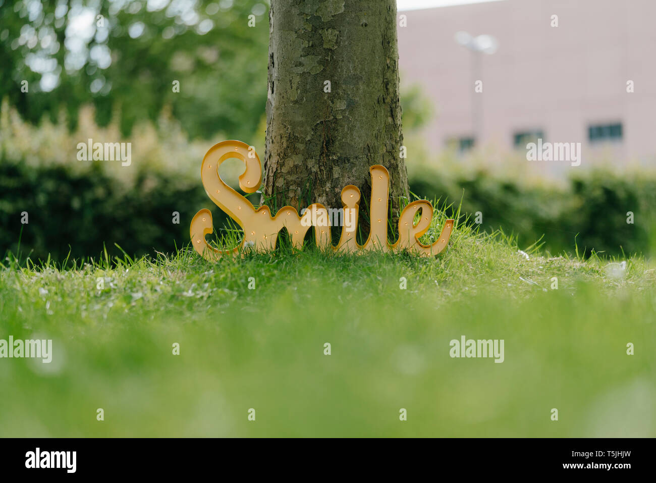 Smile sign hi-res stock photography and images - Alamy