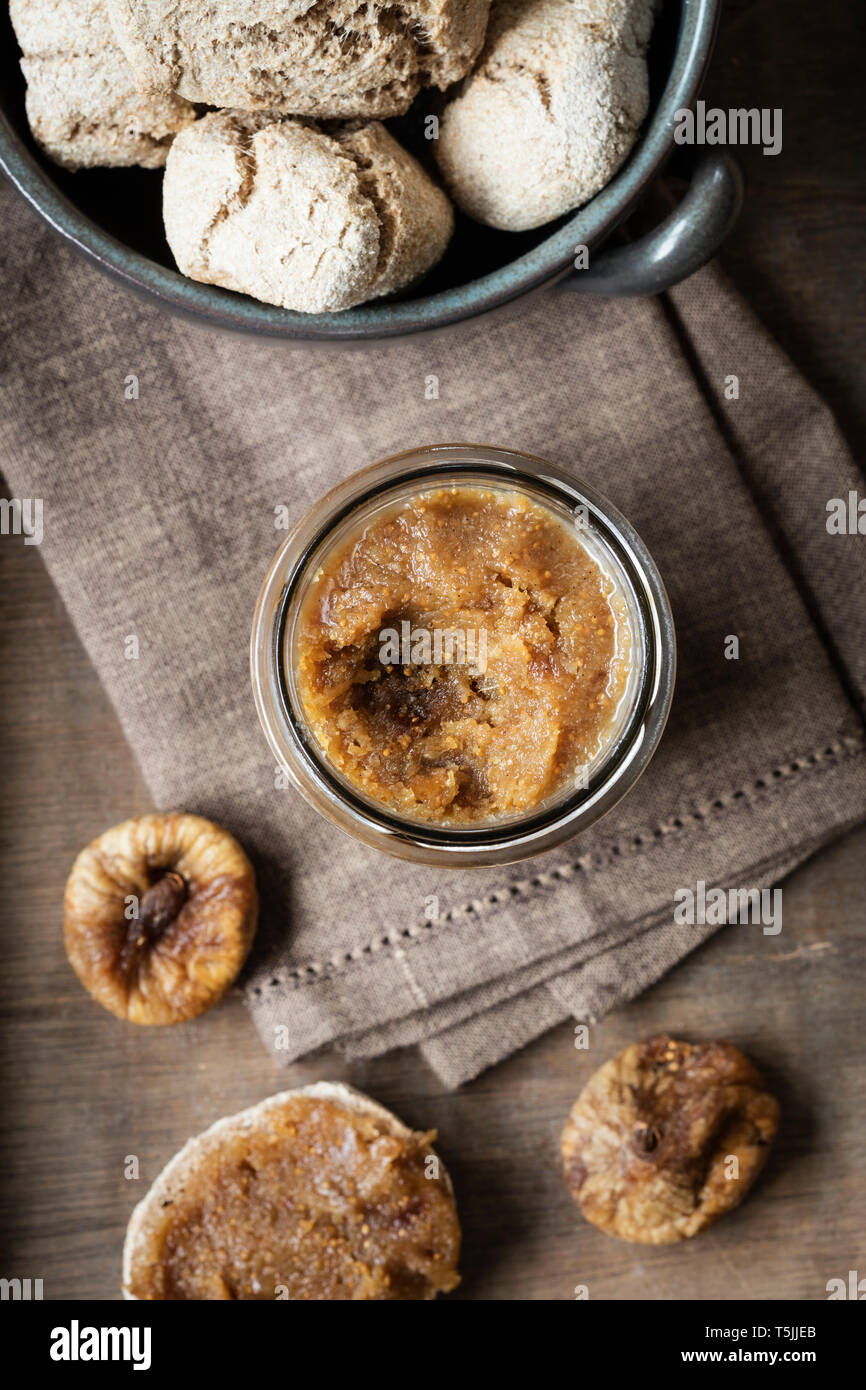 Figs and almonds hi-res stock photography and images - Alamy