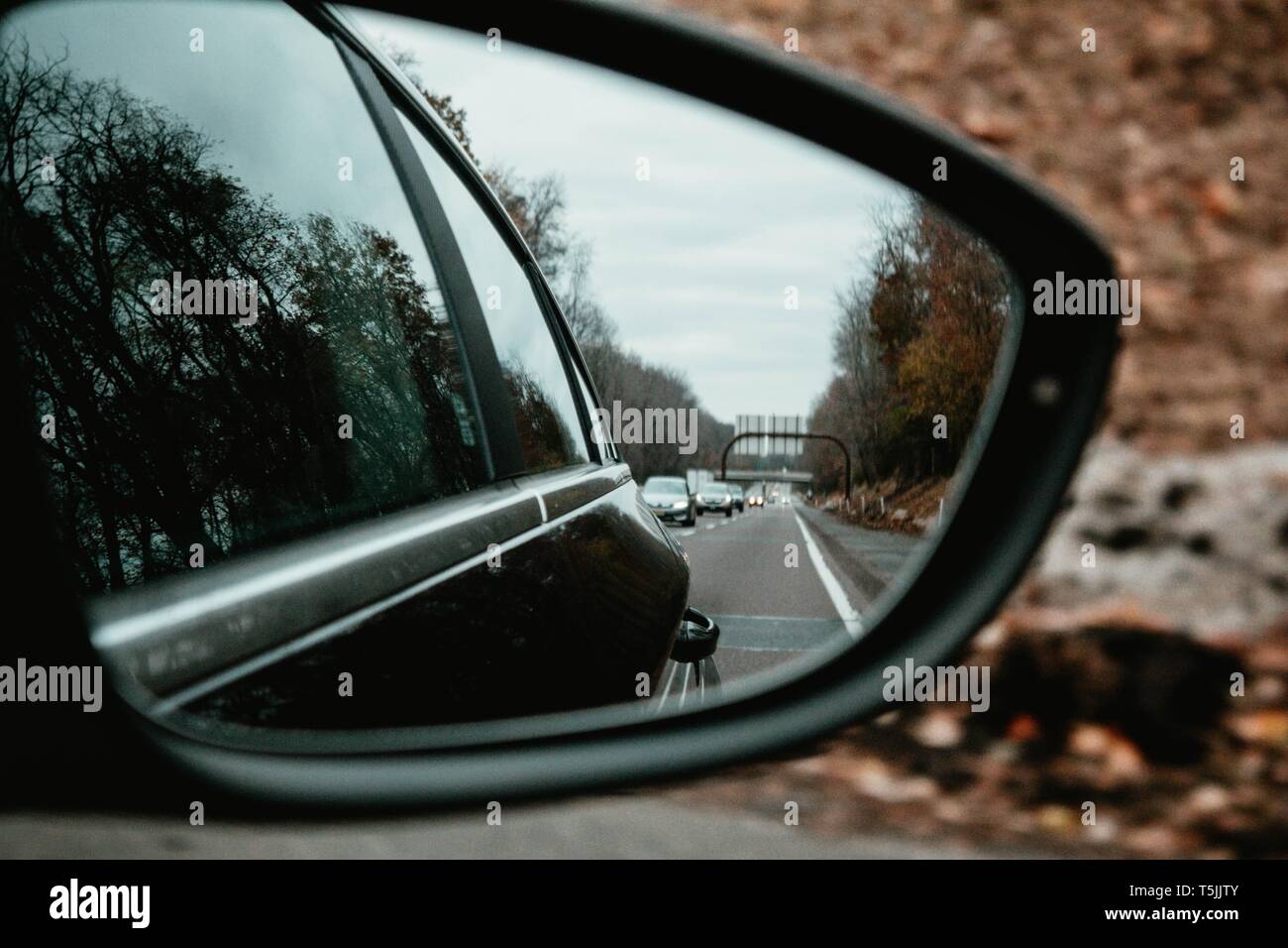 Wing mirror moving vehicle hi-res stock photography and images - Alamy