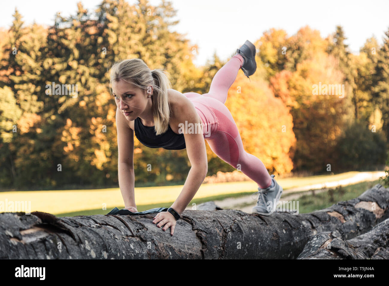 Nature workout hi-res stock photography and images - Alamy