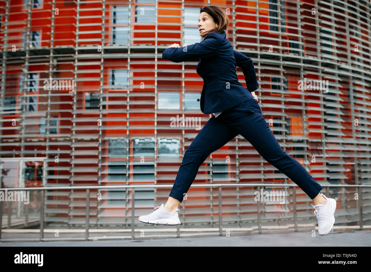 Midair hi-res stock photography and images - Alamy