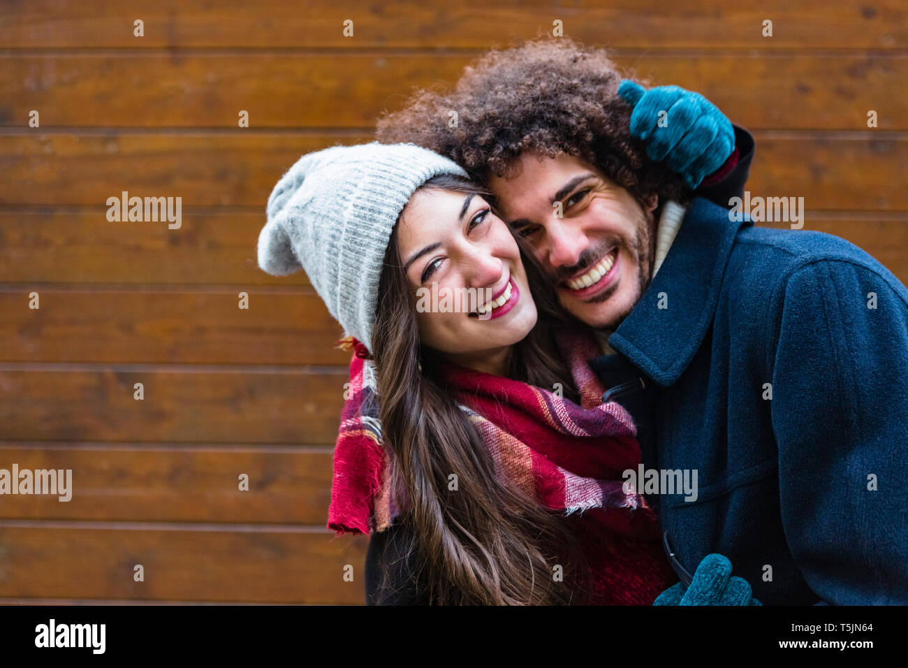 Hugging wall hi-res stock photography and images - Alamy