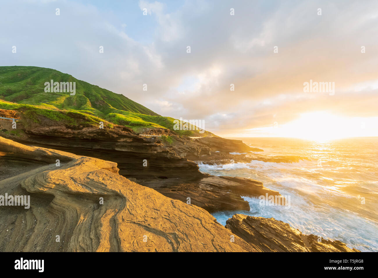 Coco crater sunrise hi-res stock photography and images - Alamy