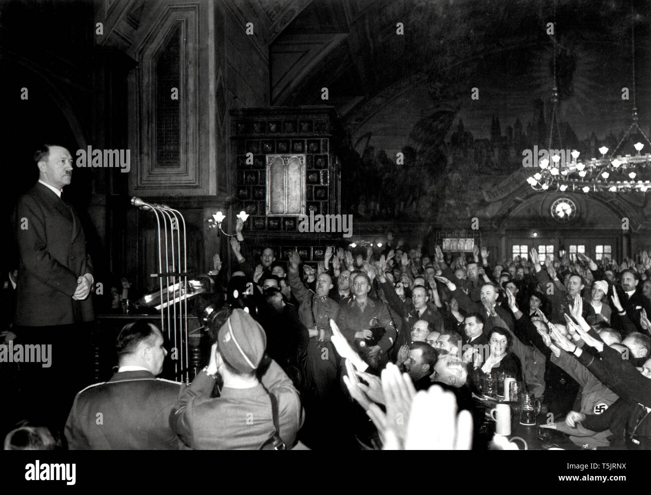Eva Braun Collection (devet) - Adolf Hitler being saluted at a Nazi ...
