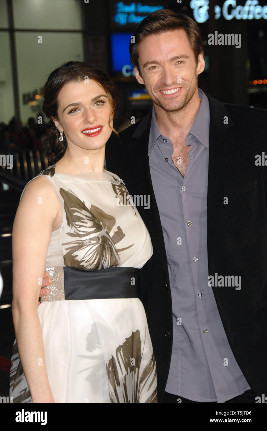 LOS ANGELES, CA. November 11, 2006: RACHEL WEISZ & HUGH JACKMAN at the ...