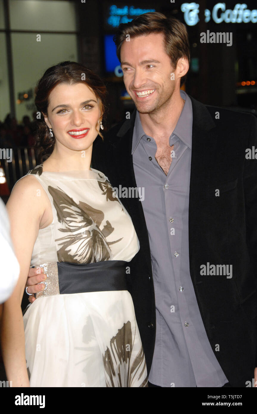 Hugh jackman rachel weisz fountain hi-res stock photography and images ...
