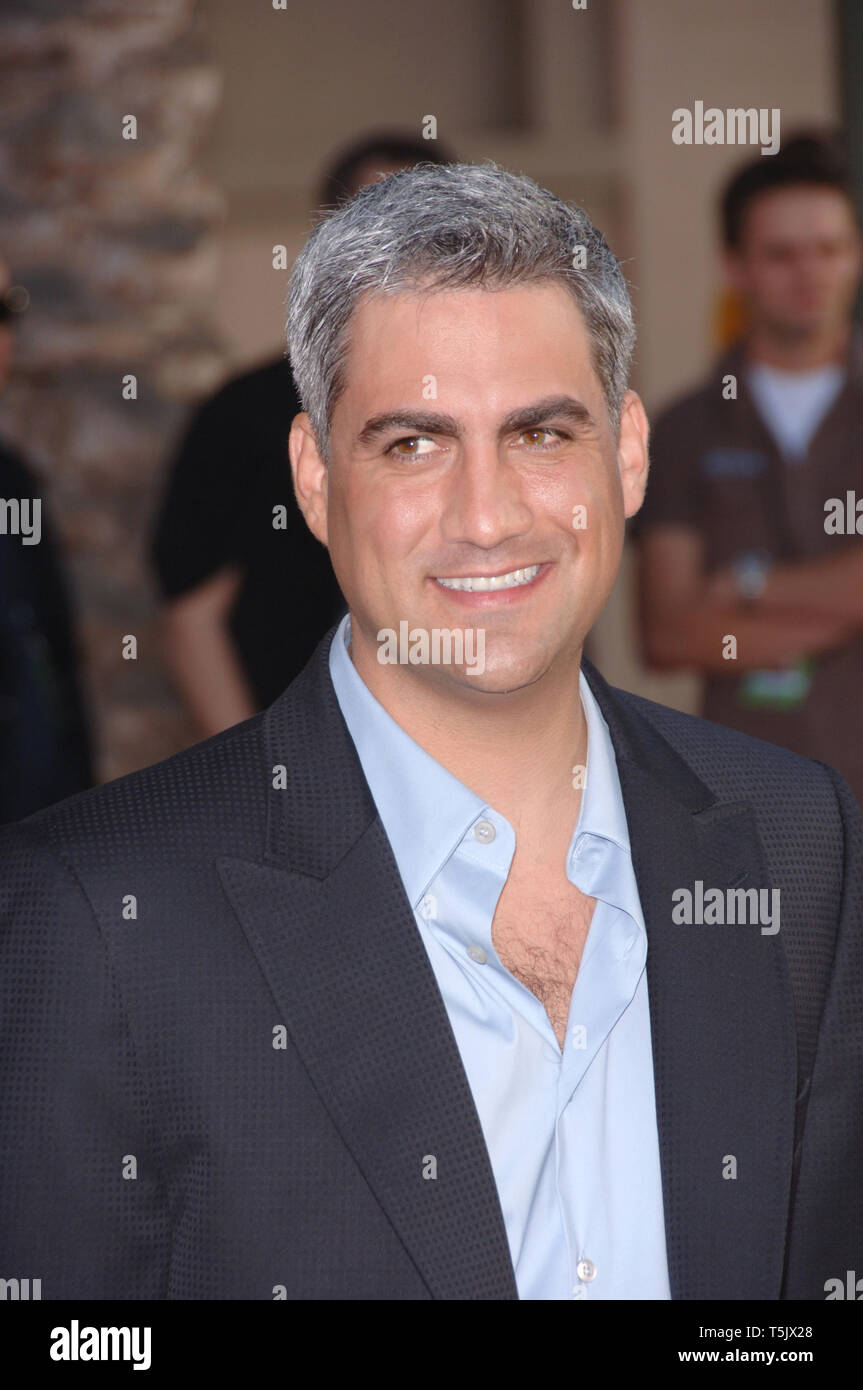 LOS ANGELES, CA. November 21, 2006: TAYLOR HICKS at the 2006 American ...