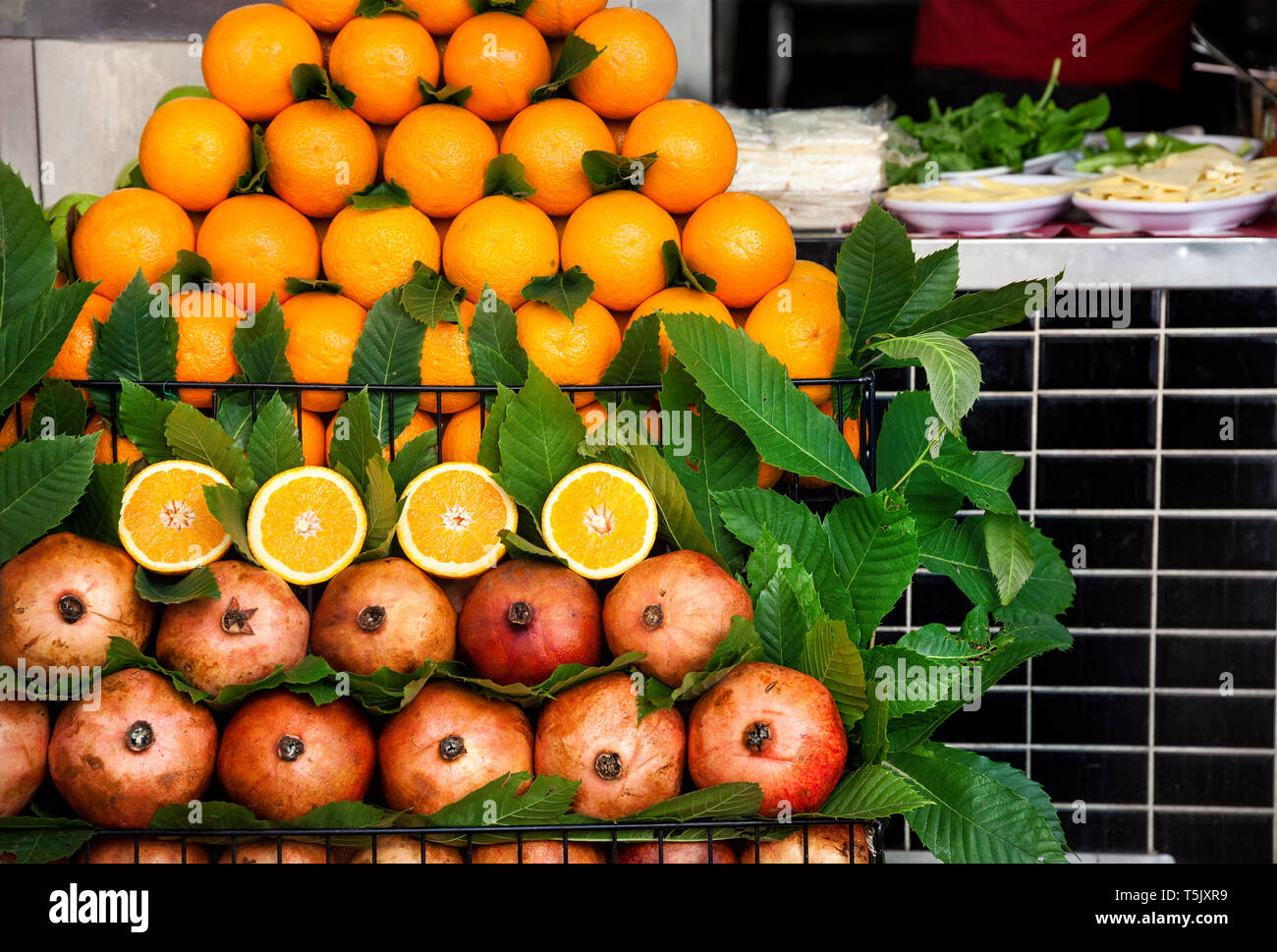 Fruit juice stall display hi-res stock photography and images - Alamy