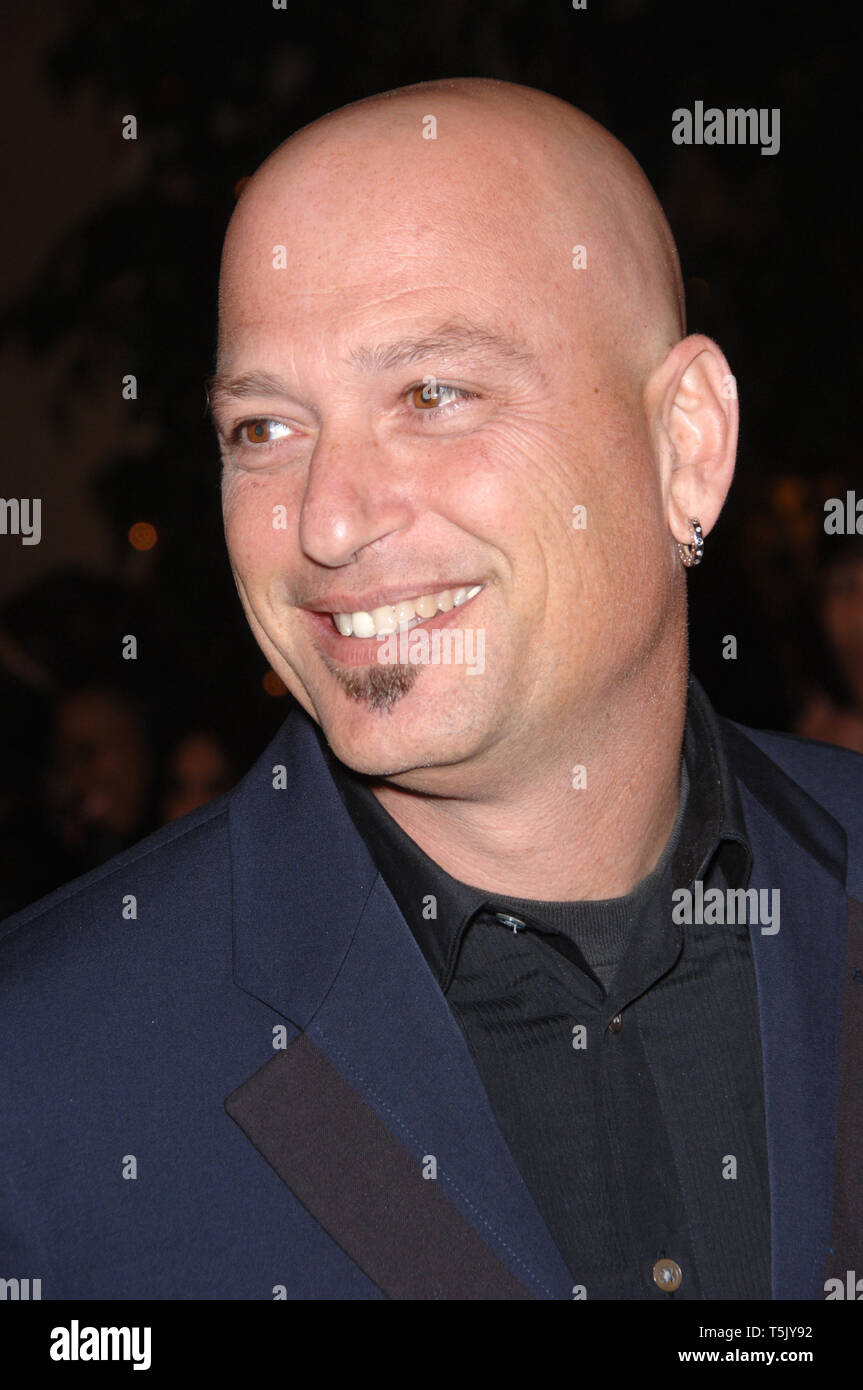 LOS ANGELES, CA. November 29, 2006: HOWIE MANDEL at the 2006 Family TV ...
