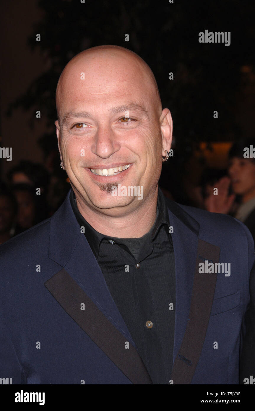 LOS ANGELES, CA. November 29, 2006: HOWIE MANDEL at the 2006 Family TV ...