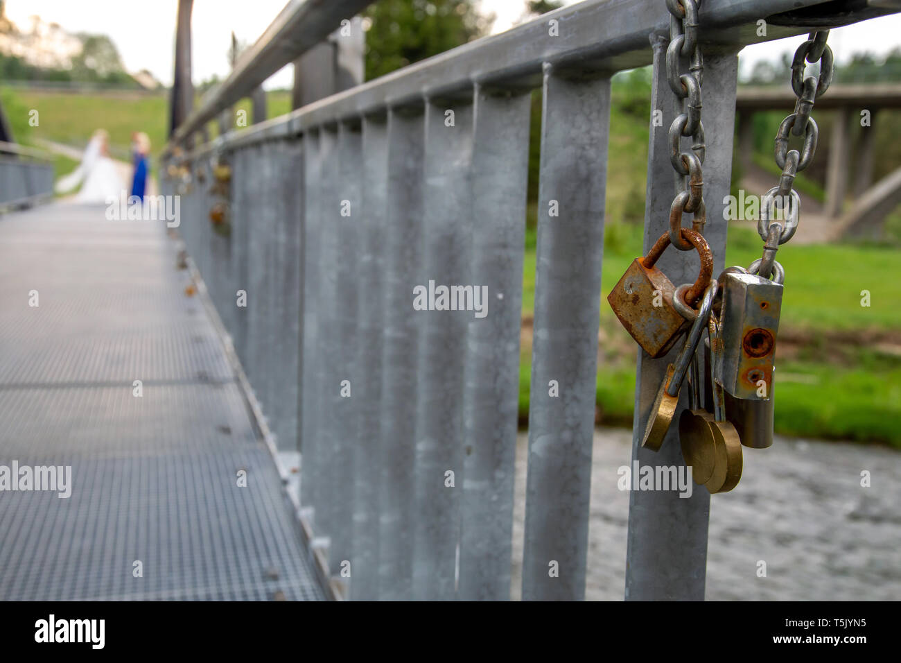 Locks wedding hi-res stock photography and images - Alamy
